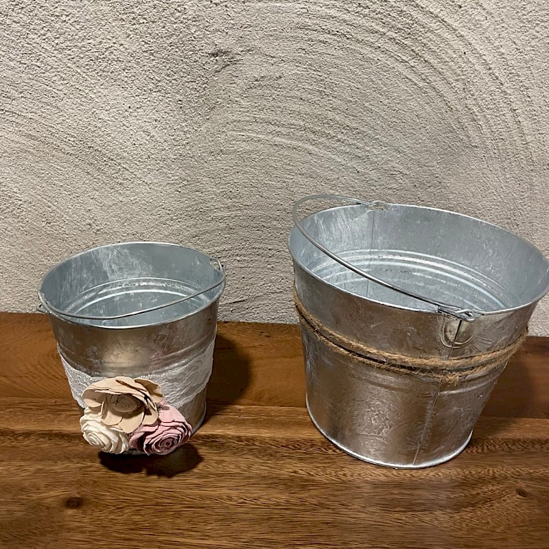 Breezeway Barns & Garden